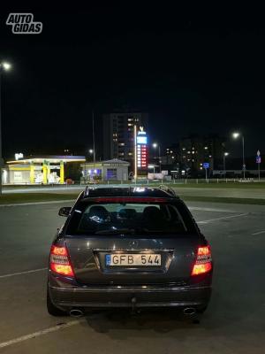 Pelēks Mercedes-Benz c-320 2008 Viļņa, ar dzinēja tilpumu 3.00 L un nobraukumu 433 tūkst. km par 3999 €, foto 11 vietnē AUTOMOTO.COM.LV
