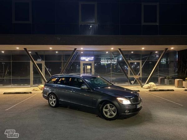 Pelēks Mercedes-Benz c-320 2008 Viļņa, ar dzinēja tilpumu 3.00 L un nobraukumu 433 tūkst. km par 3998 €, foto 8 vietnē AUTOMOTO.COM.LV