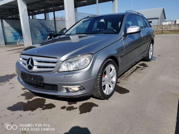 Grey Mercedes-Benz c-320 2008 in Prienai, with an engine capacity of 2.99 L and mileage of 281 thousand km for 3350 €, photo 4 on AUTOMOTO.COM.LV