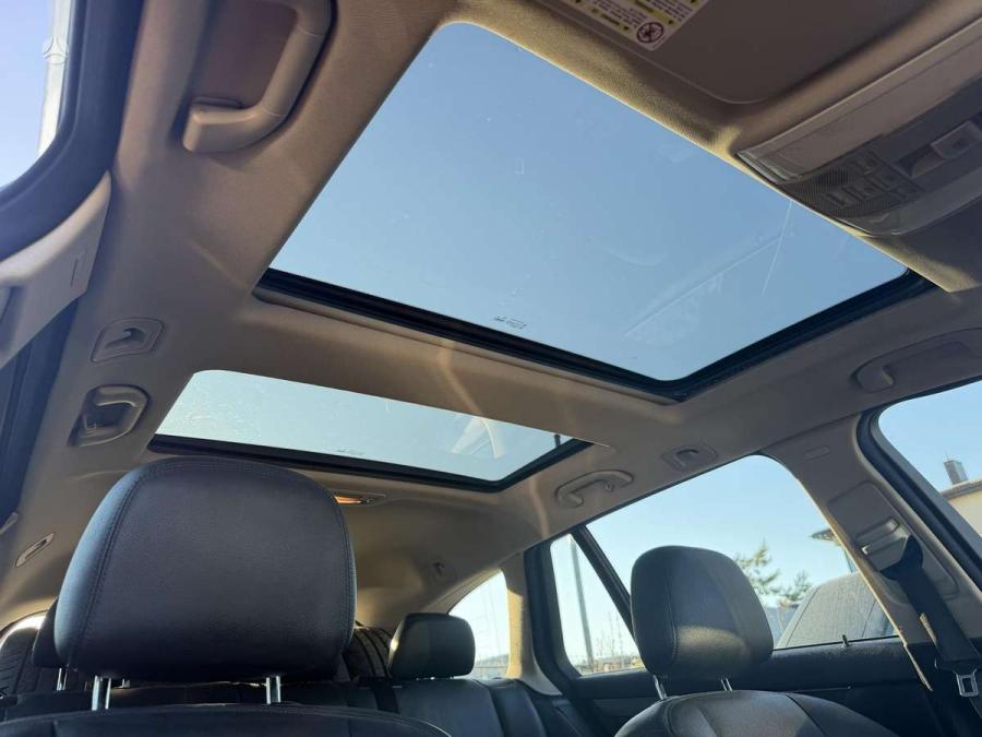 Серый Мерседес Ц 320 2008 в Вильнюс, объемом двигателя 3.00 л и пробегом 350 тыс. км за 2100 €, фото 15 на AUTOMOTO.COM.LV
