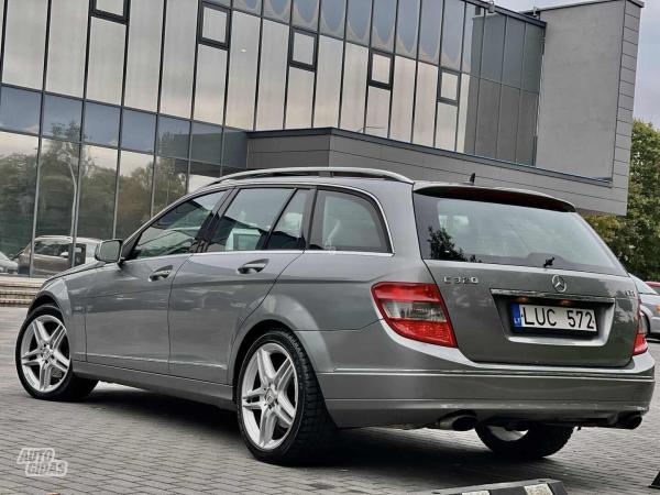 Pelēks Mercedes-Benz c-320 2008 Šauļi, ar dzinēja tilpumu 3.00 L un nobraukumu 410 tūkst. km par 3500 €, foto 5 vietnē AUTOMOTO.COM.LV