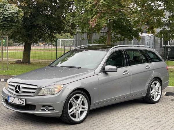 Pelēks Mercedes-Benz c-320 2008 Šauļi, ar dzinēja tilpumu 3.00 L un nobraukumu 410 tūkst. km par 3000 €, foto 1 vietnē AUTOMOTO.COM.LV