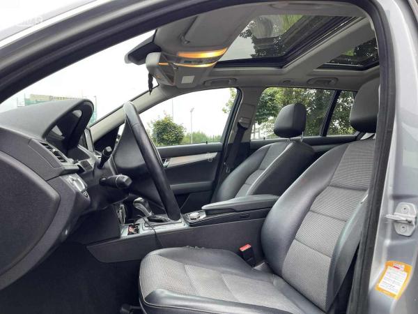Pelēks Mercedes-Benz c-320 2008 Šauļi, ar dzinēja tilpumu 3.00 L un nobraukumu 410 tūkst. km par 3000 €, foto 4 vietnē AUTOMOTO.COM.LV
