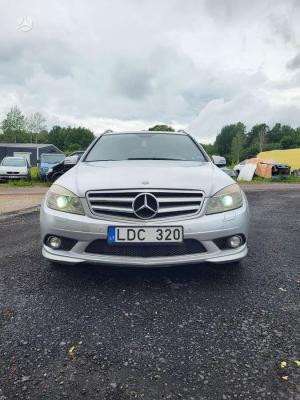 Grey Mercedes-Benz c-320 2008 in Vilnius, with an engine capacity of 2.99 L and mileage of 357 thousand km for 2600 €, photo  on AUTOMOTO.COM.LV