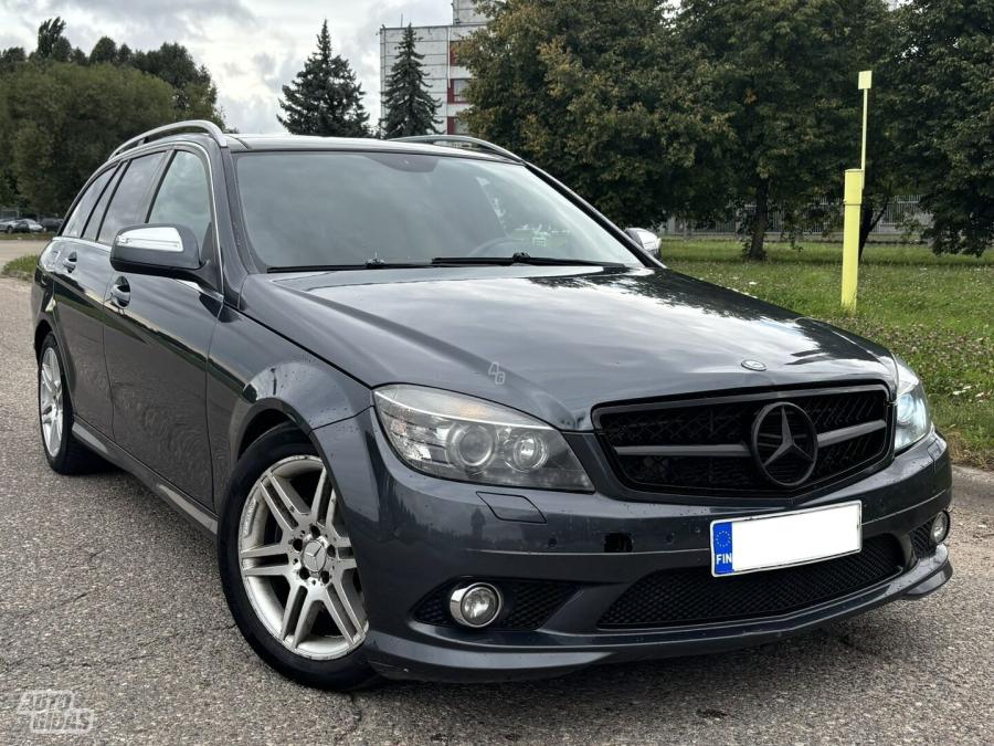 Pelēks Mercedes-Benz c-320 2008 Kauņa, ar dzinēja tilpumu 3.00 L un nobraukumu 350 tūkst. km par 2750 €, foto 7 vietnē AUTOMOTO.COM.LV