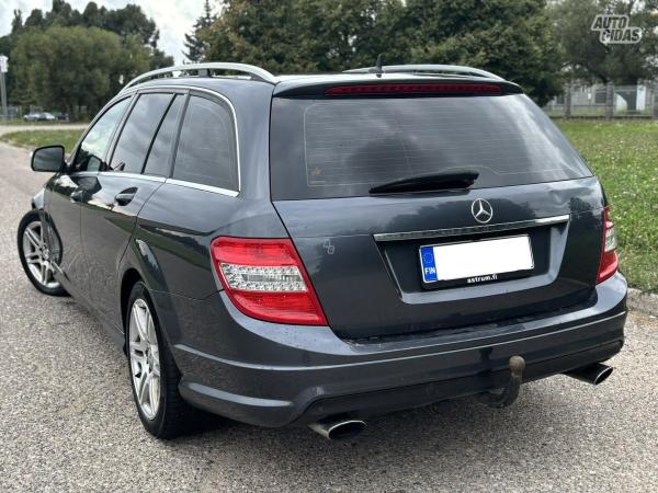 Pelēks Mercedes-Benz c-320 2008 Kauņa, ar dzinēja tilpumu 3.00 L un nobraukumu 350 tūkst. km par 2750 €, foto 8 vietnē AUTOMOTO.COM.LV