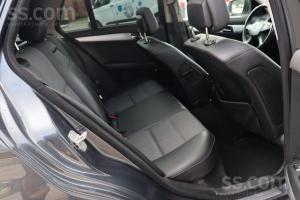Grey Mercedes-Benz c-320 2008 in Riga, with an engine capacity of 3.00 L and mileage of 310 thousand km for 4990 €, photo 8 on AUTOMOTO.COM.LV
