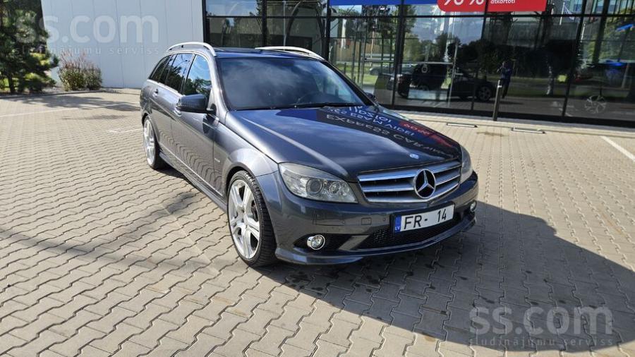 Pelēks Mercedes-Benz c-320 2008 Rīga, ar dzinēja tilpumu 3.20 L un nobraukumu 272 tūkst. km par 5650 €, foto 1 vietnē AUTOMOTO.COM.LV