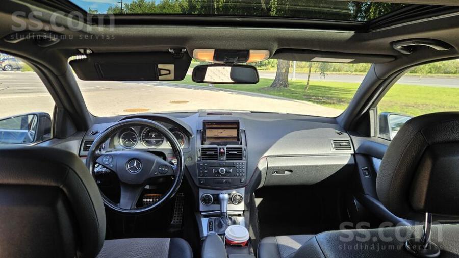 Pelēks Mercedes-Benz c-320 2008 Rīga, ar dzinēja tilpumu 3.20 L un nobraukumu 272 tūkst. km par 5650 €, foto 10 vietnē AUTOMOTO.COM.LV