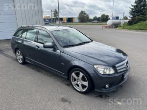 Pelēks Mercedes-Benz c-320 2008 Rīga, ar dzinēja tilpumu 3.00 L un nobraukumu 227 tūkst. km par 4300 €, foto 3 vietnē AUTOMOTO.COM.LV