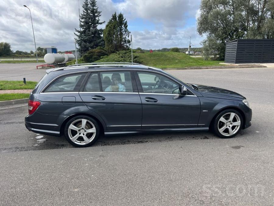 Pelēks Mercedes-Benz c-320 2008 Rīga, ar dzinēja tilpumu 3.00 L un nobraukumu 227 tūkst. km par 4300 €, foto 6 vietnē AUTOMOTO.COM.LV