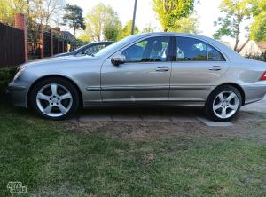 Mercedes-Benz c-320 2005 Šauļi, ar dzinēja tilpumu 3.00 L un nobraukumu 304 tūkst. km par 3150 €, foto 3 vietnē AUTOMOTO.COM.LV