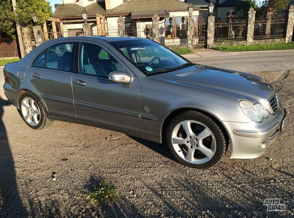 Mercedes-Benz c-320 2005 Šauļi, ar dzinēja tilpumu 3.00 L un nobraukumu 304 tūkst. km par 3150 €, foto 9 vietnē AUTOMOTO.COM.LV