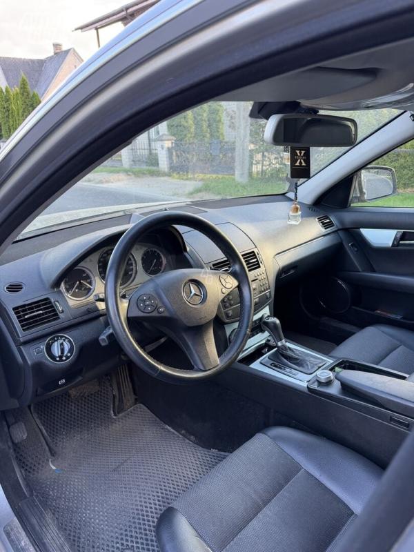 Mercedes-Benz c-320 2008 Viļņa, ar dzinēja tilpumu 3.00 L un nobraukumu 300 tūkst. km par 2300 €, foto 7 vietnē AUTOMOTO.COM.LV