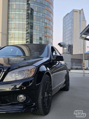 Mercedes-Benz c-320 2008 in Vilnius, with an engine capacity of 3.00 L and mileage of 356 thousand km for 5000 €, photo 3 on AUTOMOTO.COM.LV