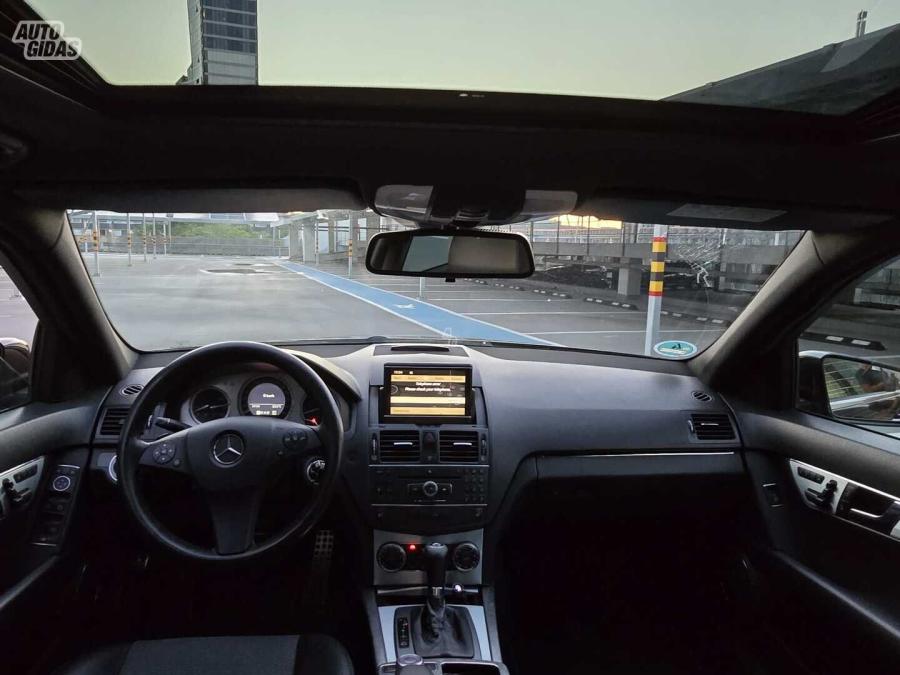 Mercedes-Benz c-320 2008 in Vilnius, with an engine capacity of 3.00 L and mileage of 356 thousand km for 5000 €, photo 15 on AUTOMOTO.COM.LV