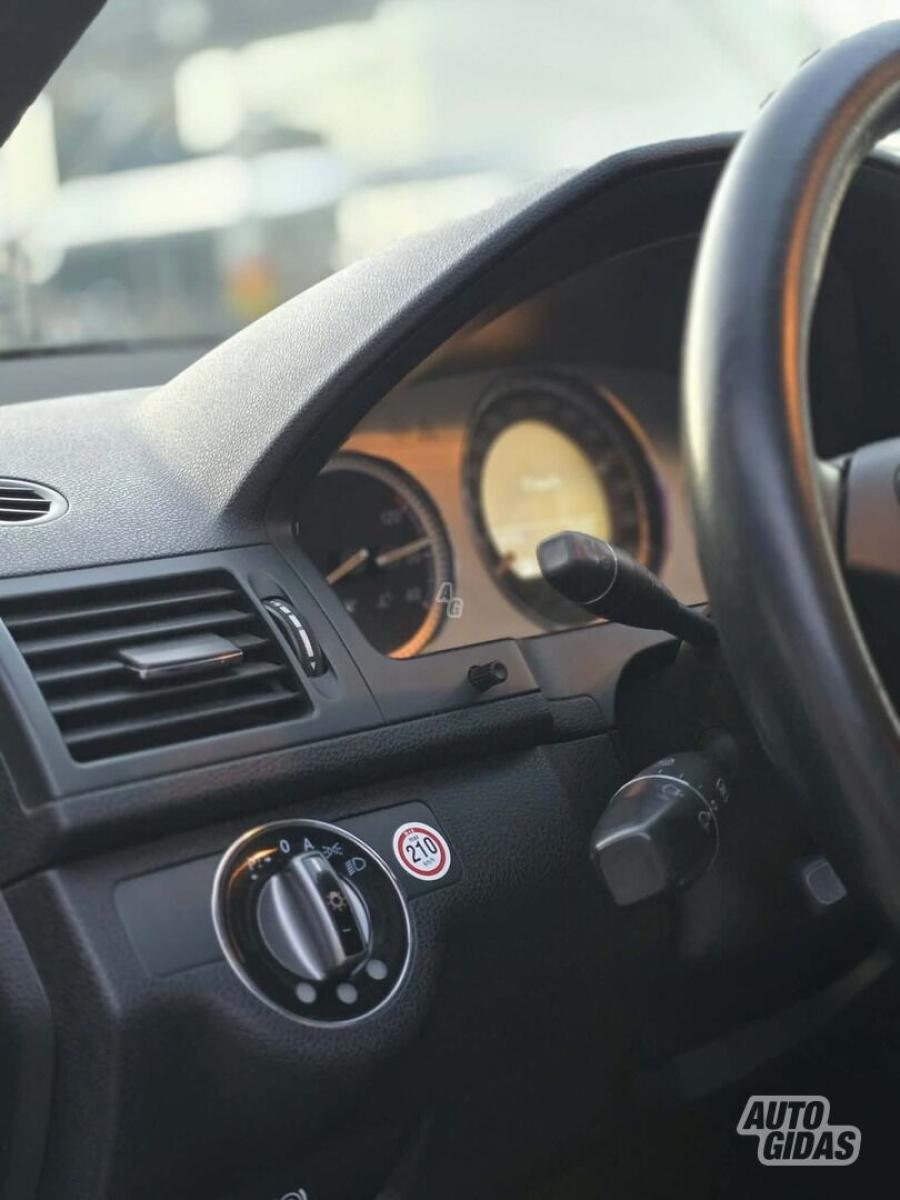 Mercedes-Benz c-320 2008 in Vilnius, with an engine capacity of 3.00 L and mileage of 356 thousand km for 5000 €, photo 16 on AUTOMOTO.COM.LV