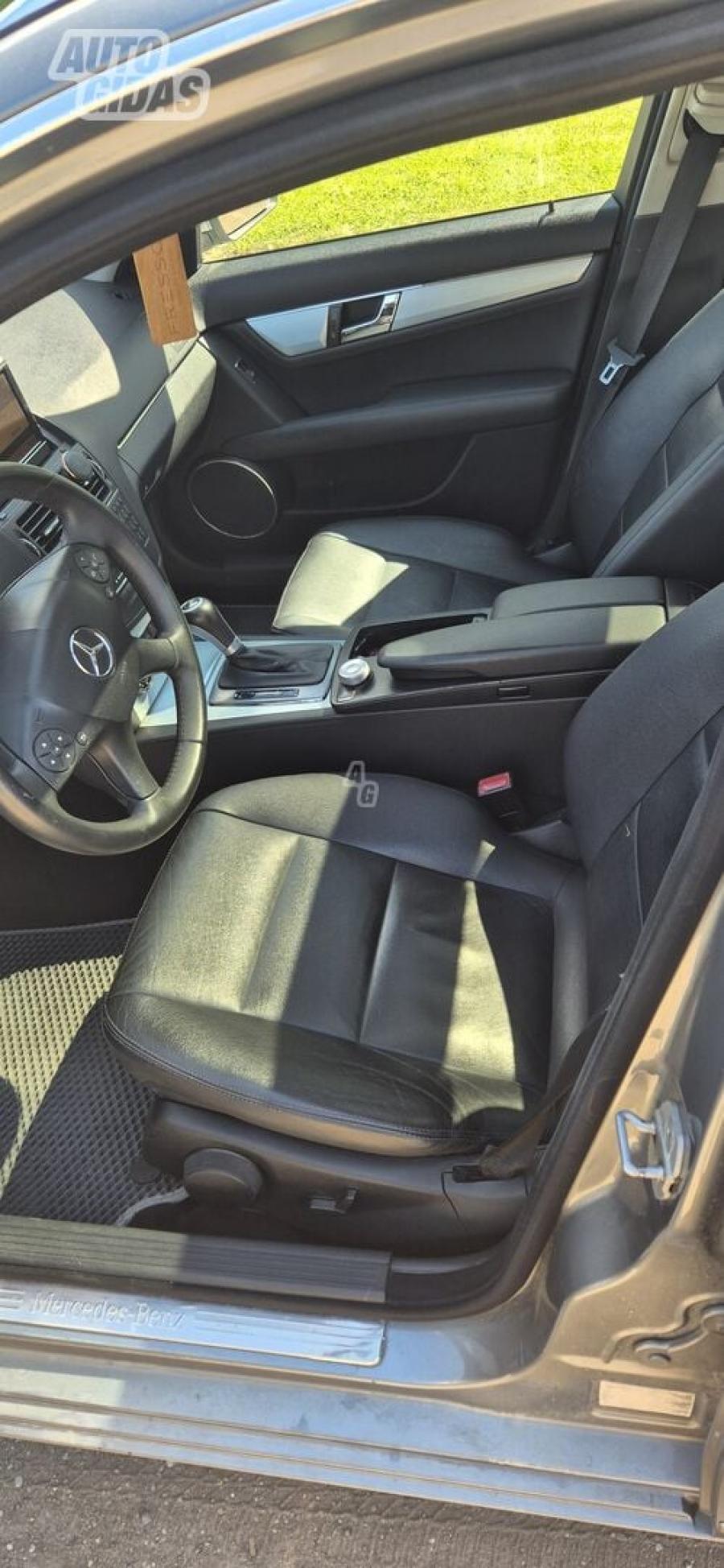 Mercedes-Benz c-320 2008 Viļņa, ar dzinēja tilpumu 3.00 L un nobraukumu 354 tūkst. km par 3200 €, foto 11 vietnē AUTOMOTO.COM.LV