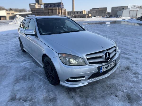 Mercedes-Benz c-320 2009 in Kaunas, with an engine capacity of 3.20 L and mileage of 416 thousand km for 3600 €, photo 2 on AUTOMOTO.COM.LV