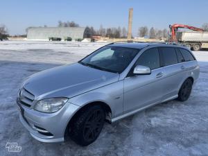 Mercedes-Benz c-320 2009 Kauņa, ar dzinēja tilpumu 3.20 L un nobraukumu 416 tūkst. km par 3700 €, foto 4 vietnē AUTOMOTO.COM.LV