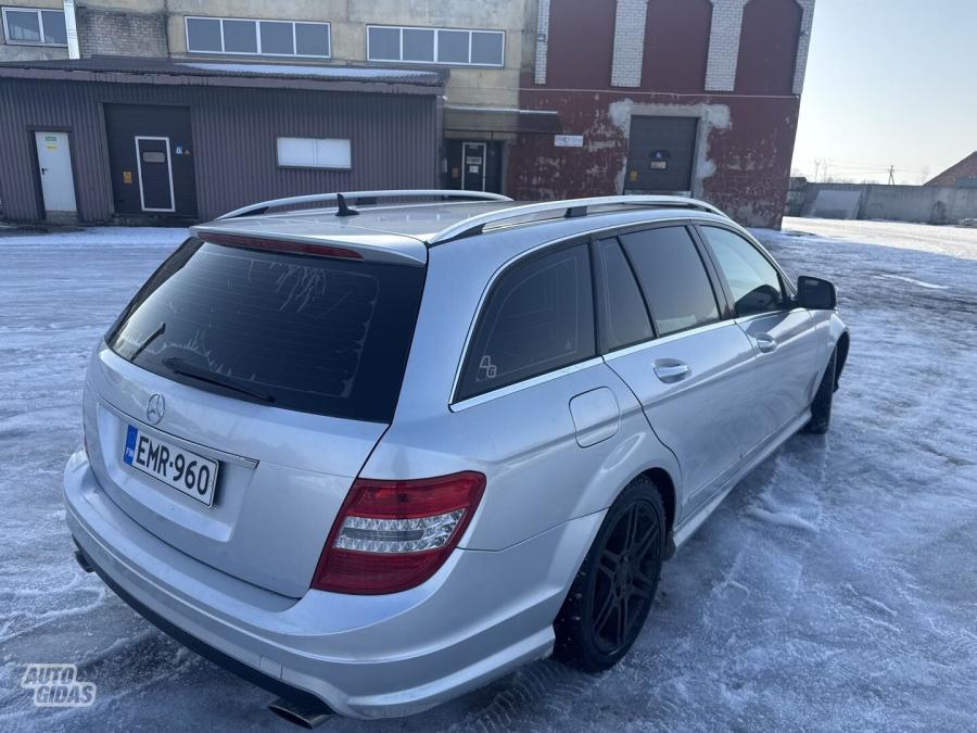 Mercedes-Benz c-320 2009 Kauņa, ar dzinēja tilpumu 3.20 L un nobraukumu 416 tūkst. km par 3700 €, foto 9 vietnē AUTOMOTO.COM.LV