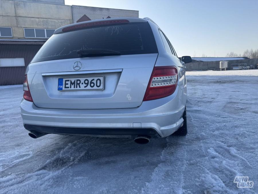 Mercedes-Benz c-320 2009 Kauņa, ar dzinēja tilpumu 3.20 L un nobraukumu 416 tūkst. km par 3700 €, foto 10 vietnē AUTOMOTO.COM.LV
