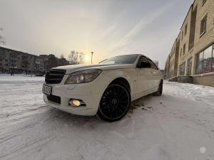Balts Mercedes-Benz c-320 2008 Alīta, ar dzinēja tilpumu 2.99 L un nobraukumu 436 tūkst. km par 5000 €, foto  vietnē AUTOMOTO.COM.LV