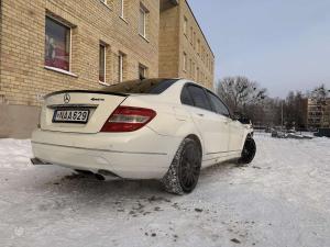 Balts Mercedes-Benz c-320 2008 Alīta, ar dzinēja tilpumu 2.99 L un nobraukumu 436 tūkst. km par 5000 €, foto 4 vietnē AUTOMOTO.COM.LV