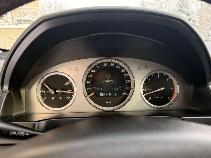 Balts Mercedes-Benz c-320 2008 Alīta, ar dzinēja tilpumu 2.99 L un nobraukumu 436 tūkst. km par 5000 €, foto 14 vietnē AUTOMOTO.COM.LV