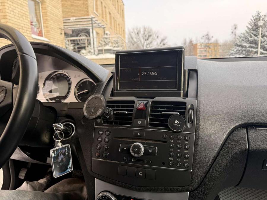 Balts Mercedes-Benz c-320 2008 Alīta, ar dzinēja tilpumu 2.99 L un nobraukumu 436 tūkst. km par 5000 €, foto 16 vietnē AUTOMOTO.COM.LV