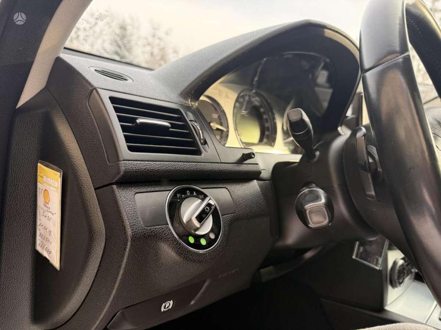 Balts Mercedes-Benz c-320 2008 Alīta, ar dzinēja tilpumu 2.99 L un nobraukumu 436 tūkst. km par 5000 €, foto 18 vietnē AUTOMOTO.COM.LV