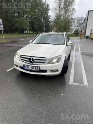 White Mercedes-Benz c-320 2009 in Riga, with an engine capacity of 3.00 L and mileage of 303 thousand km for 6100 €, photo 6 on AUTOMOTO.COM.LV