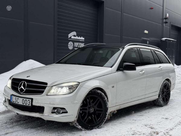 White Mercedes-Benz c-320 2008 in Klaipeda, with an engine capacity of 2.99 L and mileage of 351 thousand km for 3900 €, photo 1 on AUTOMOTO.COM.LV