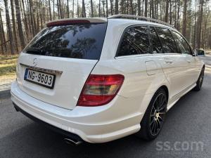Balts Mercedes-Benz c-320 2009 Rīga, ar dzinēja tilpumu 3.00 L un nobraukumu 318 tūkst. km par 6700 €, foto 5 vietnē AUTOMOTO.COM.LV