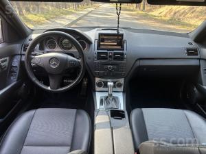 Balts Mercedes-Benz c-320 2009 Rīga, ar dzinēja tilpumu 3.00 L un nobraukumu 318 tūkst. km par 6700 €, foto 9 vietnē AUTOMOTO.COM.LV