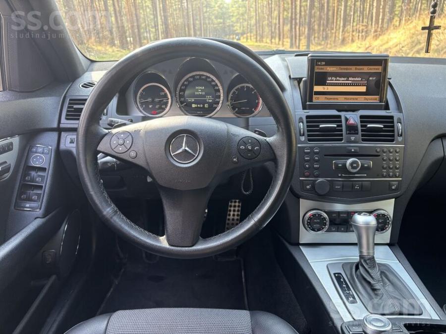 Balts Mercedes-Benz c-320 2009 Rīga, ar dzinēja tilpumu 3.00 L un nobraukumu 318 tūkst. km par 6700 €, foto 10 vietnē AUTOMOTO.COM.LV