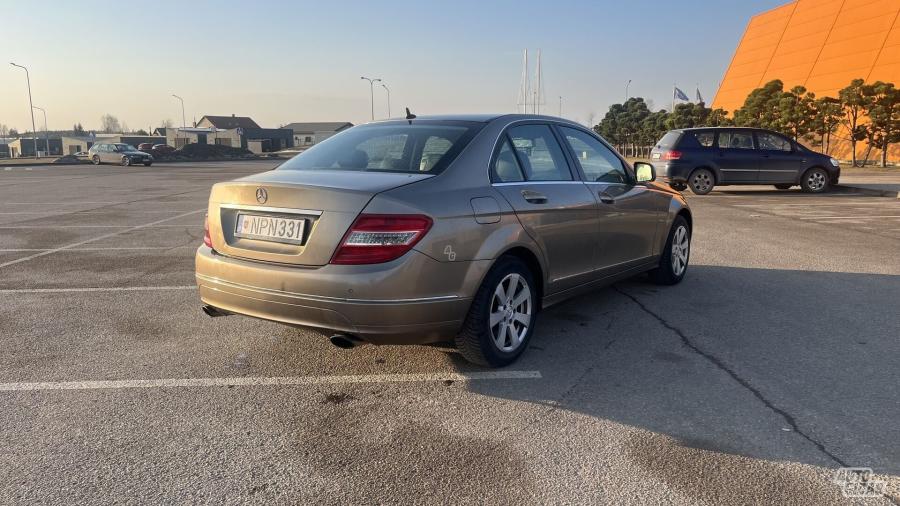 Yellow Mercedes-Benz c-320 2007 in Moletai, with an engine capacity of 3.00 L and mileage of 317 thousand km for 3150 €, photo 5 on AUTOMOTO.COM.LV