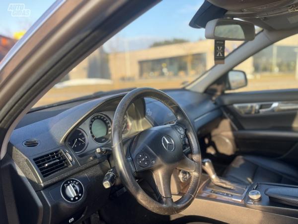Dzeltens Mercedes-Benz c-320 2007 Molėtai, ar dzinēja tilpumu 3.00 L un nobraukumu 317 tūkst. km par 3150 €, foto 7 vietnē AUTOMOTO.COM.LV