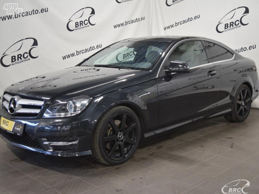 Black Mercedes-Benz C 350 2012 in Riga, with an engine capacity of 3.50 L and mileage of 202 thousand km for 10900 €, photo 1 on AUTOMOTO.COM.LV