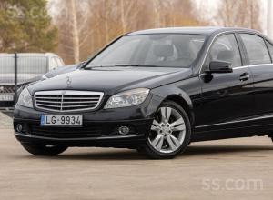 Black Mercedes-Benz C 350 2009 in Jelgava, with an engine capacity of 3.00 L and mileage of 209 thousand km for 4700 €, photo 4 on AUTOMOTO.COM.LV