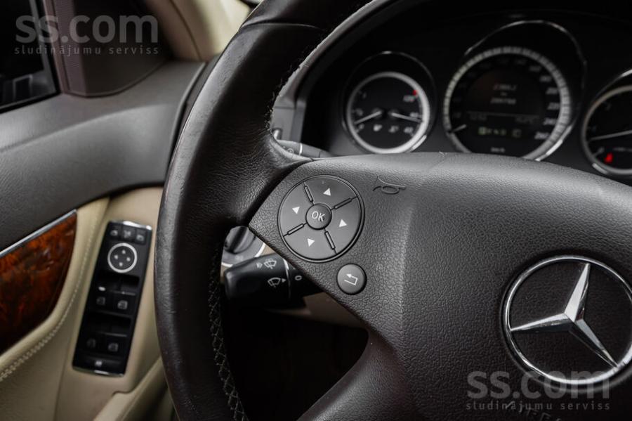 Черный Мерседес Ц 350 2009 в Елгава, объемом двигателя 3.00 л и пробегом 209 тыс. км за 4700 €, фото 20 на AUTOMOTO.COM.LV