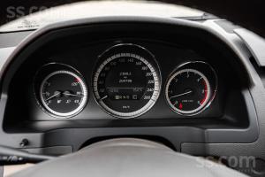 Черный Мерседес Ц 350 2009 в Елгава, объемом двигателя 3.00 л и пробегом 209 тыс. км за 4700 €, фото 22 на AUTOMOTO.COM.LV