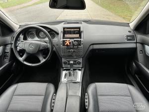 Black Mercedes-Benz C 350 2010 in Vilnius, with an engine capacity of 3.00 L and mileage of 330 thousand km for 4650 €, photo 11 on AUTOMOTO.COM.LV