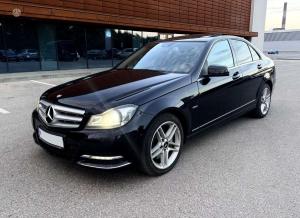 Черный Мерседес Ц 350 2011 в Каунас, объемом двигателя 2.99 л и пробегом 183 тыс. км за 11300 €, фото 3 на AUTOMOTO.COM.LV