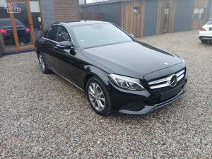 Melns Mercedes-Benz C 350 2015 Klaipėda, ar dzinēja tilpumu 2.00 L un nobraukumu 178 tūkst. km par 16290 €, foto 3 vietnē AUTOMOTO.COM.LV