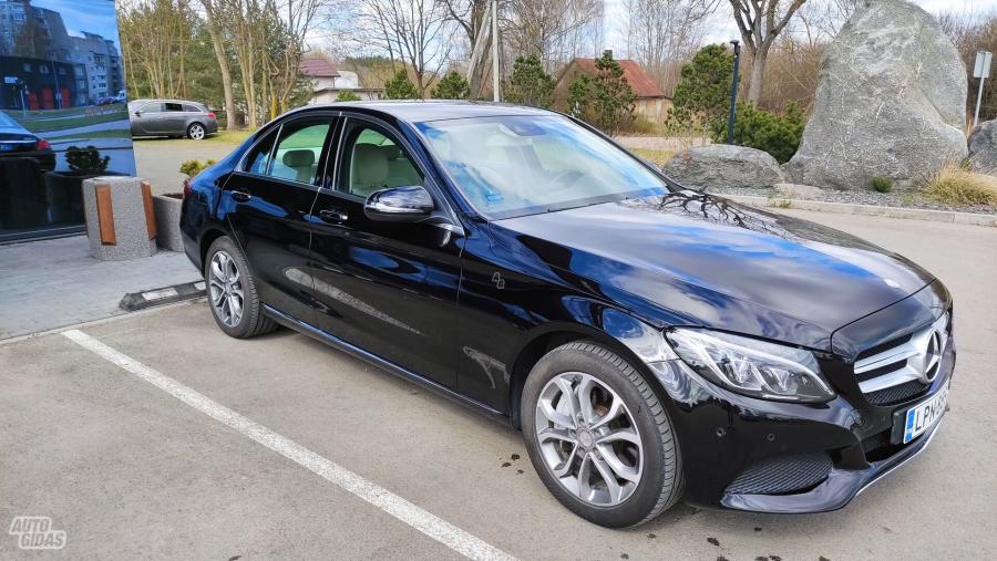 Melns Mercedes-Benz C 350 2015 Kauņa, ar dzinēja tilpumu 2.00 L un nobraukumu 172 tūkst. km par 14900 €, foto 3 vietnē AUTOMOTO.COM.LV