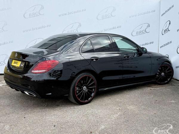 Black Mercedes-Benz C 350 2015 in Klaipeda, with an engine capacity of 1.99 L and mileage of 261 thousand km for 13400 €, photo 4 on AUTOMOTO.COM.LV