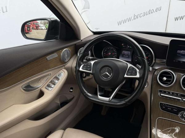 Black Mercedes-Benz C 350 2015 in Klaipeda, with an engine capacity of 1.99 L and mileage of 261 thousand km for 13400 €, photo 10 on AUTOMOTO.COM.LV