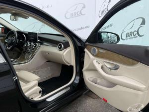 Black Mercedes-Benz C 350 2015 in Klaipeda, with an engine capacity of 1.99 L and mileage of 261 thousand km for 13400 €, photo 12 on AUTOMOTO.COM.LV
