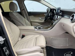 Black Mercedes-Benz C 350 2015 in Klaipeda, with an engine capacity of 1.99 L and mileage of 261 thousand km for 13400 €, photo 15 on AUTOMOTO.COM.LV
